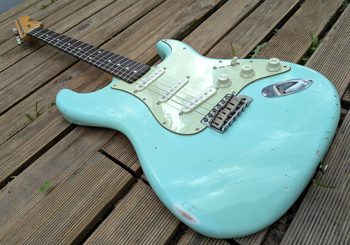 Stratocaster CSB Surf Green - 1250 euros - Guitare électrique